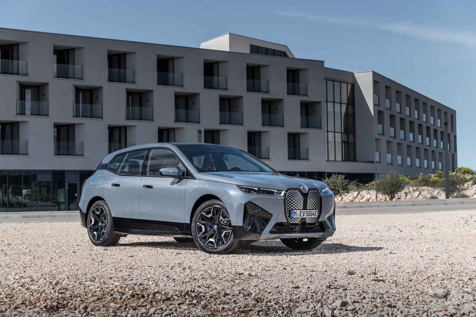 2022 BMW iX50 Review: The Next Generation of EVs - The Torque Report