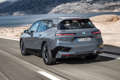 2022 BMW iX50 Review: The Next Generation of EVs - The Torque Report