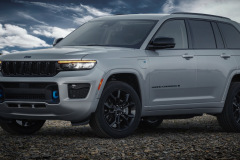 2023 Jeep Grand Cherokee 4xe 30th anniversary edition debuts in Detroit - The Torque Report
