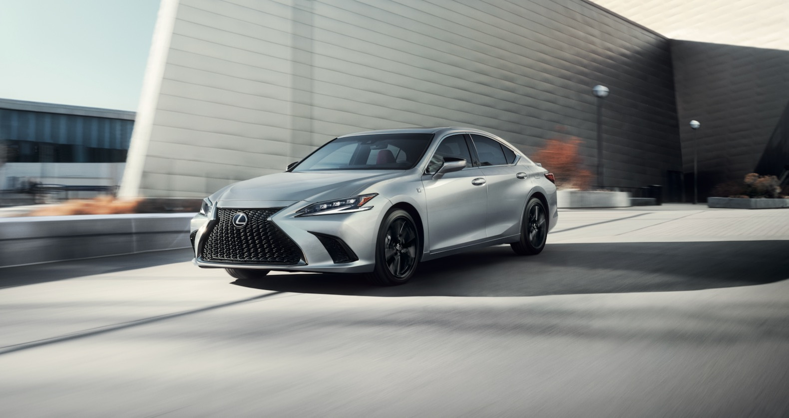 2023 Lexus ES gets new F Sport models and a redesigned center console ...