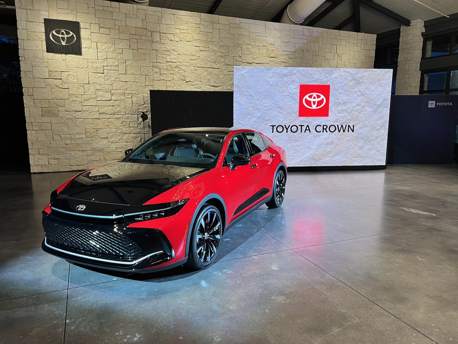 Toyota Crown plug-in hybrid is coming - The Torque Report