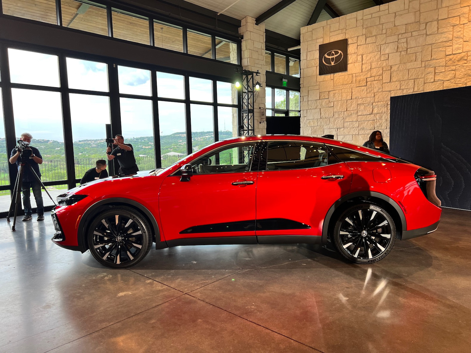 Toyota Crown plug-in hybrid is coming - The Torque Report