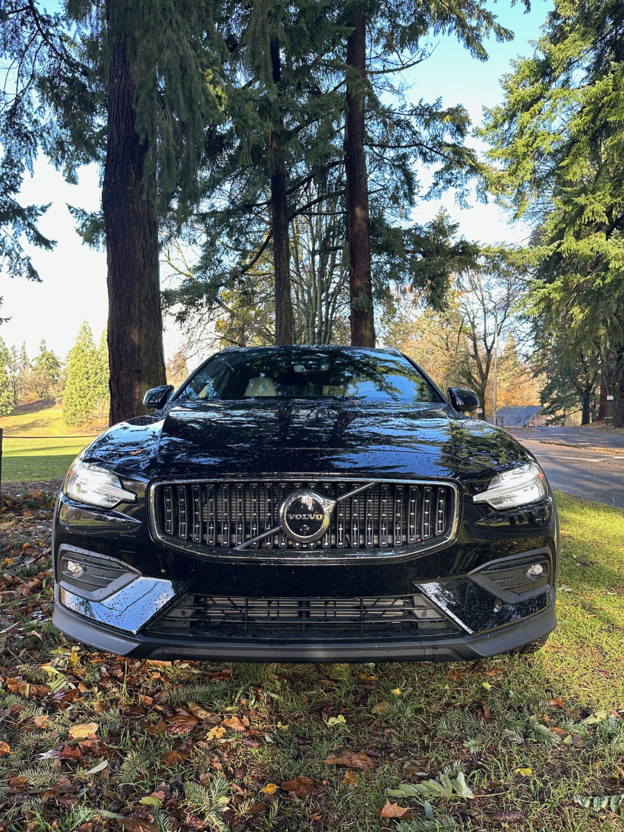 2023 Volvo V60 Cross Country Review: The Wonder Wagon - The Torque Report