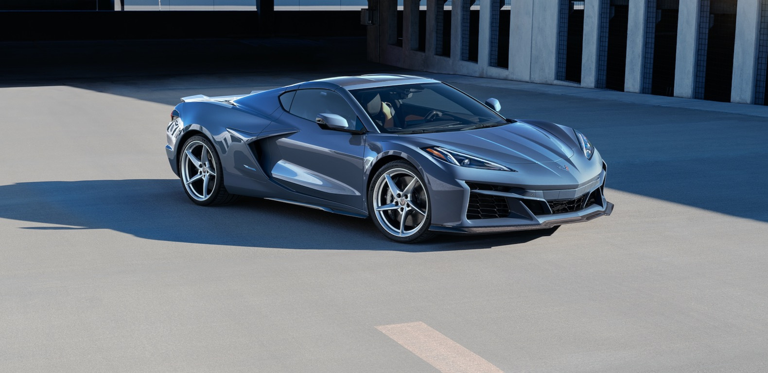 2024 Chevy Corvette E-Ray arrives with a 655 hp hybrid powertrain - The ...