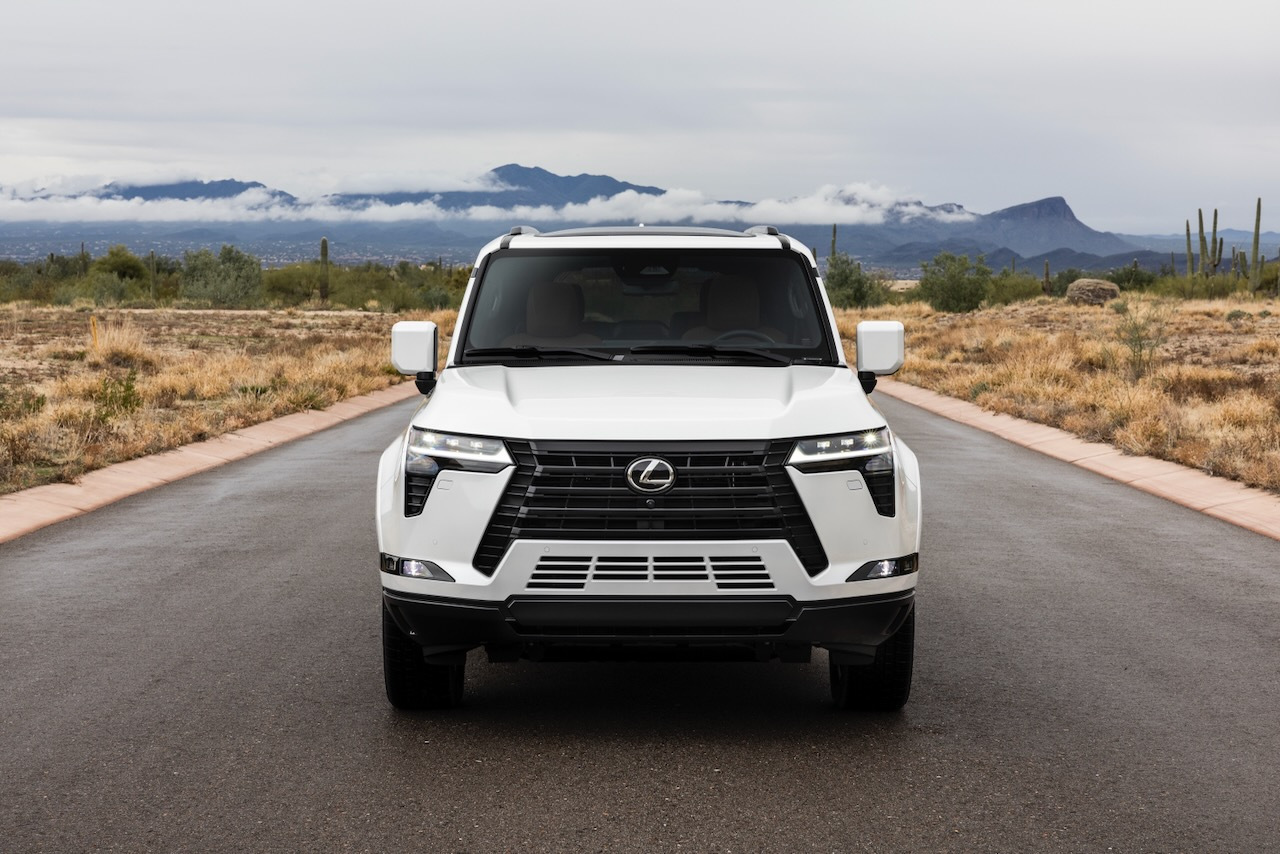 2025 Lexus GX 550 Review: A Proper Luxury SUV That Likes to Get Dirty ...