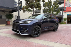 2025 Lexus TX 350 Review: A Comfortable Three-Row SUV for Families ...