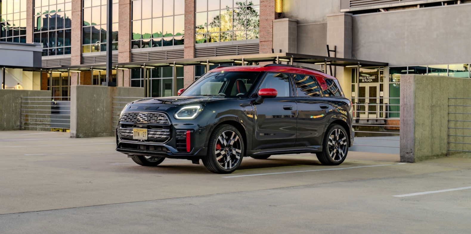 2025 John Cooper Works Mini Countryman unveiled with 312 hp - The ...