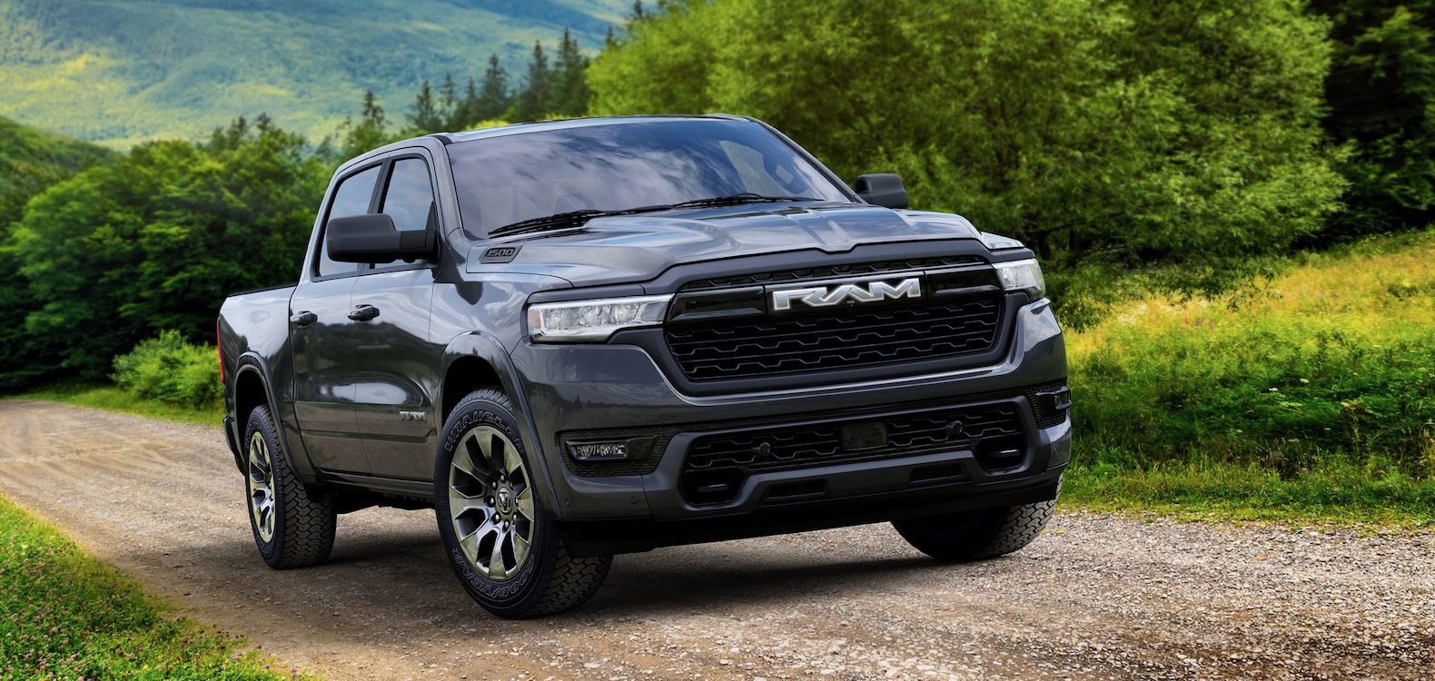 2025 Ram 1500 Ramcharger Plug-in Hybrid has 690 miles of range - The ...