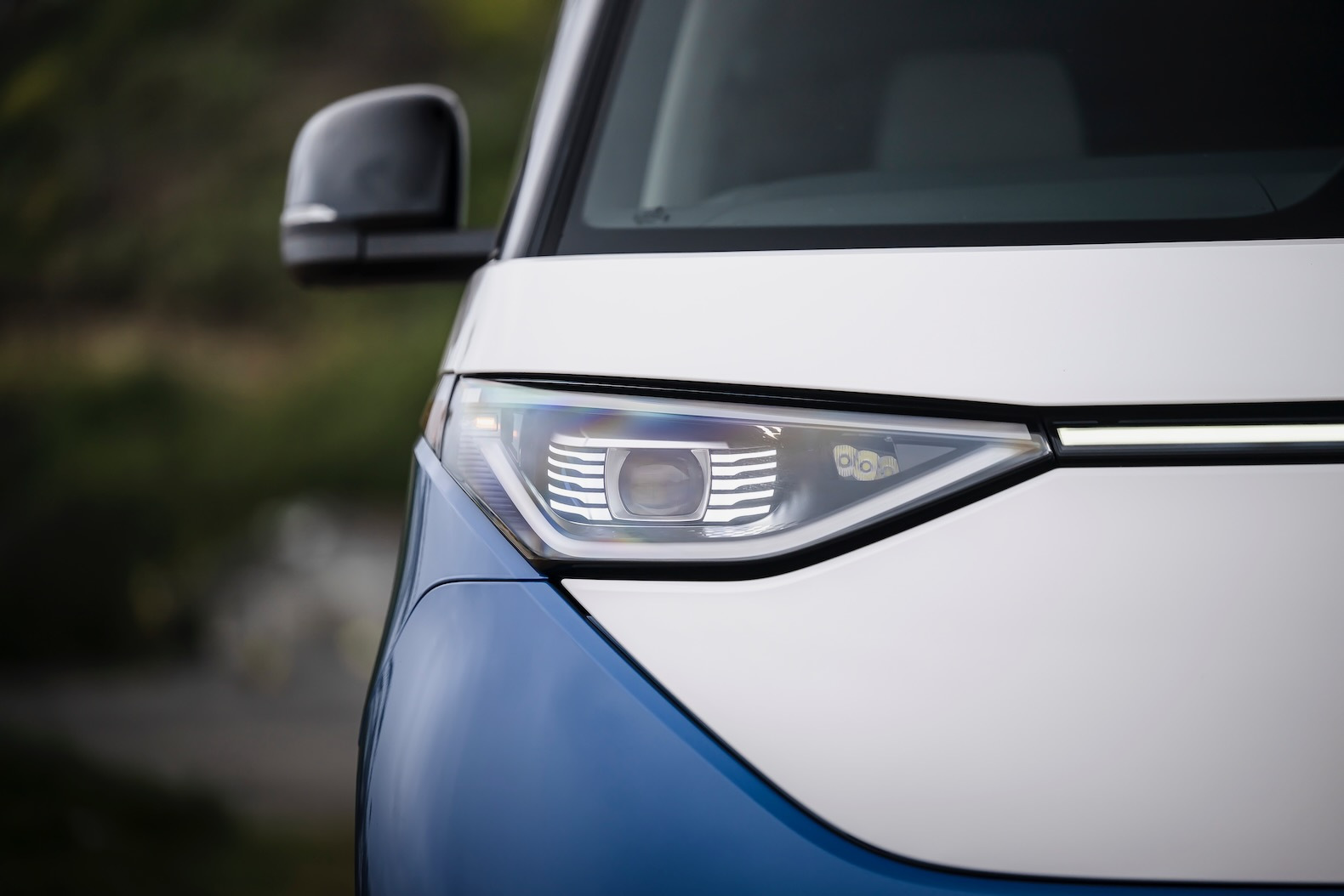 2025 Volkswagen ID. Buzz brings the Microbus into the modern era - The ...