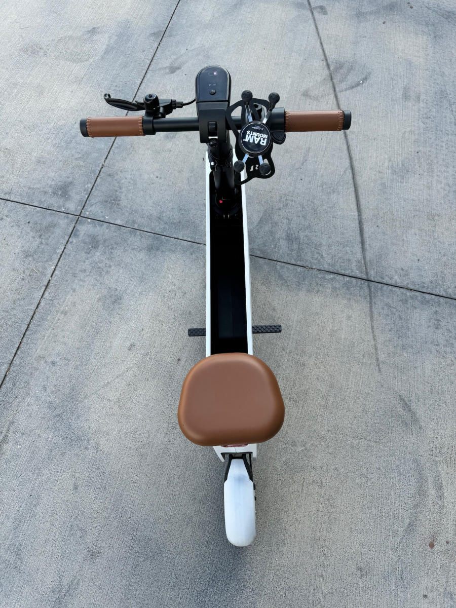 Honda Motocompacto Review: A fun electric scooter that fits in your ...