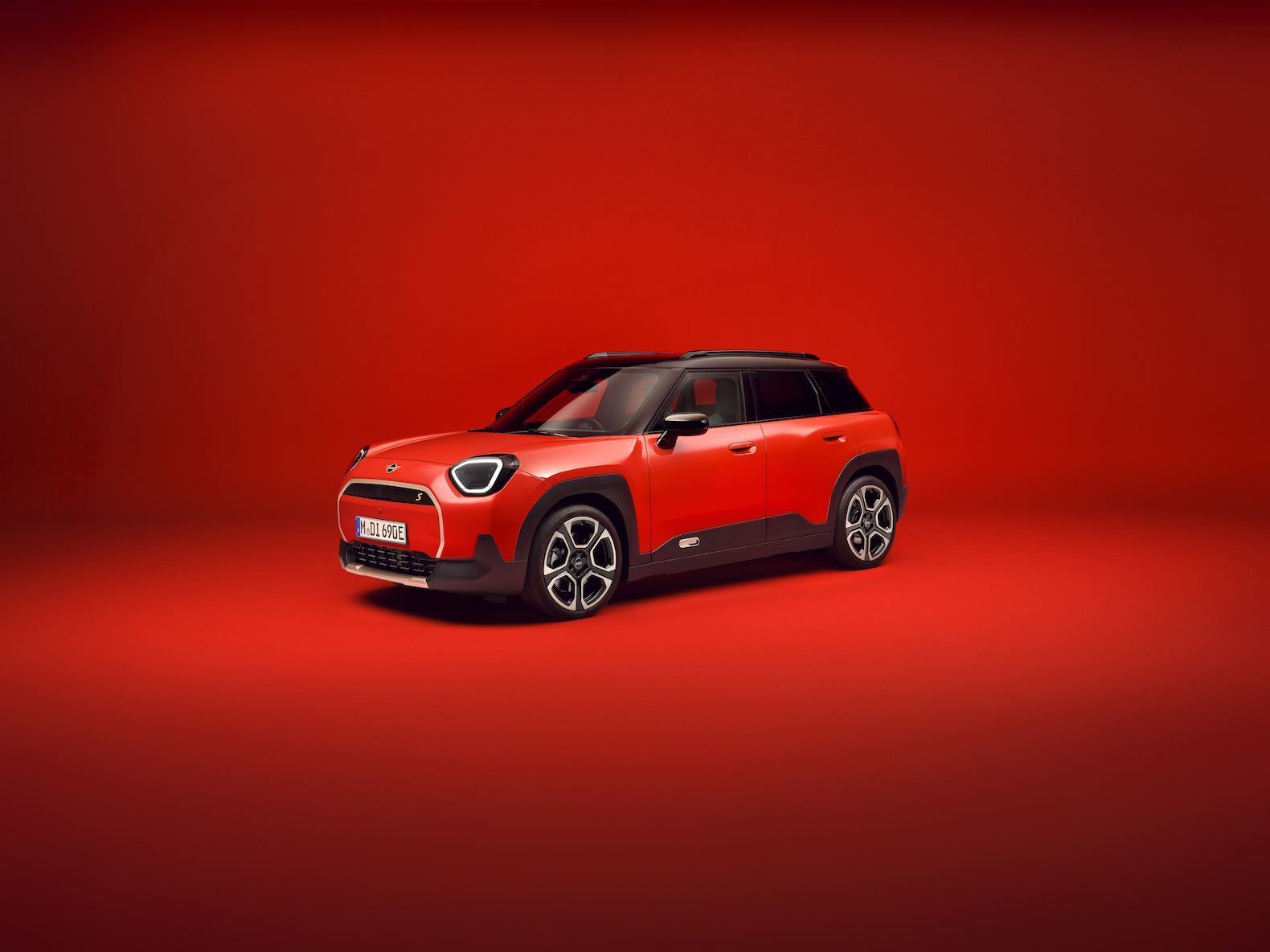 2025 Mini Aceman EV debuts in Beijing - The Torque Report