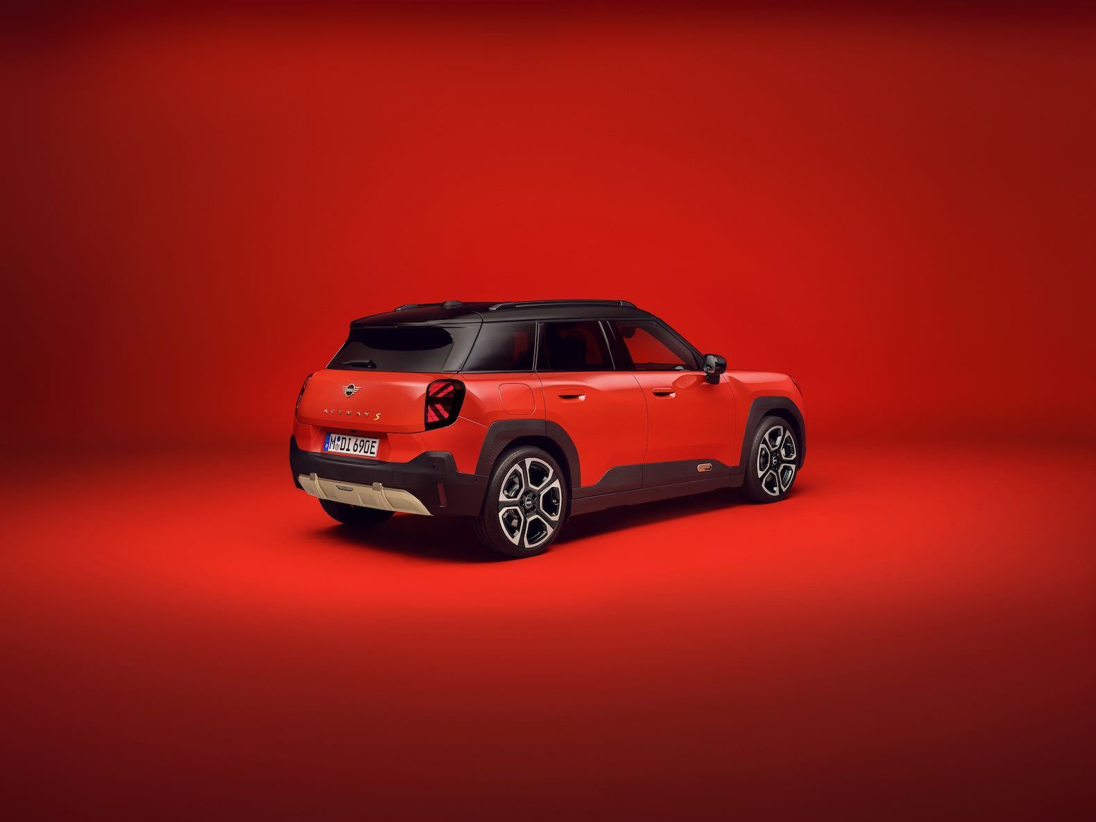 2025 Mini Aceman EV debuts in Beijing - The Torque Report