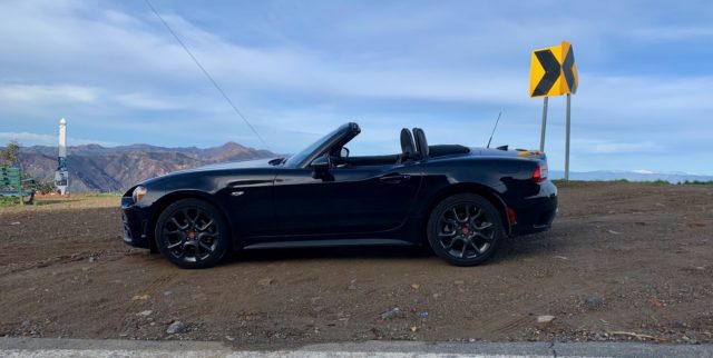 2019 Mazda MX-5 Miata vs 2018 Fiat 124 Spider Abarth: Battle of the ...
