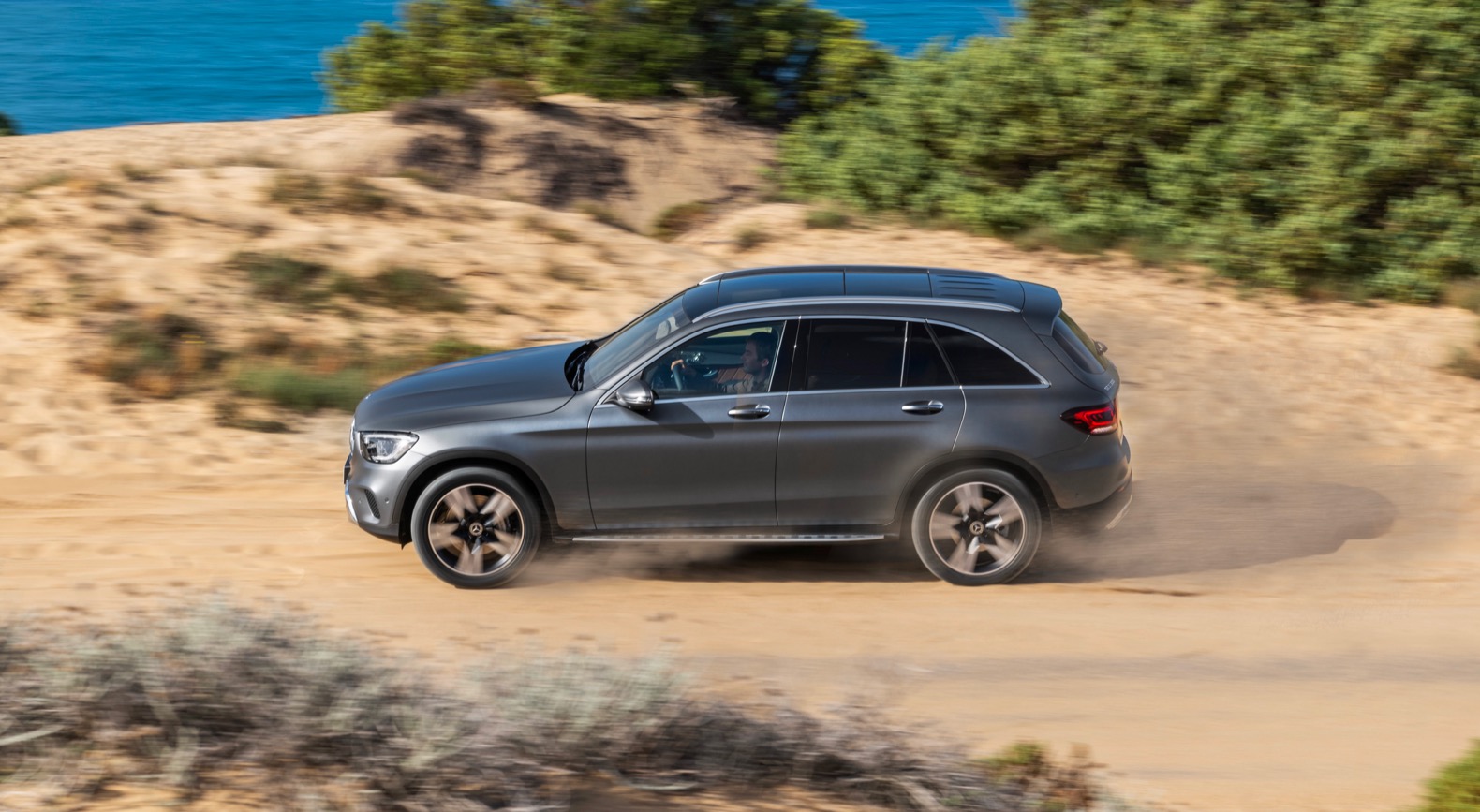 2020 Mercedes-Benz GLC gets a facelift and new tech - The Torque Report