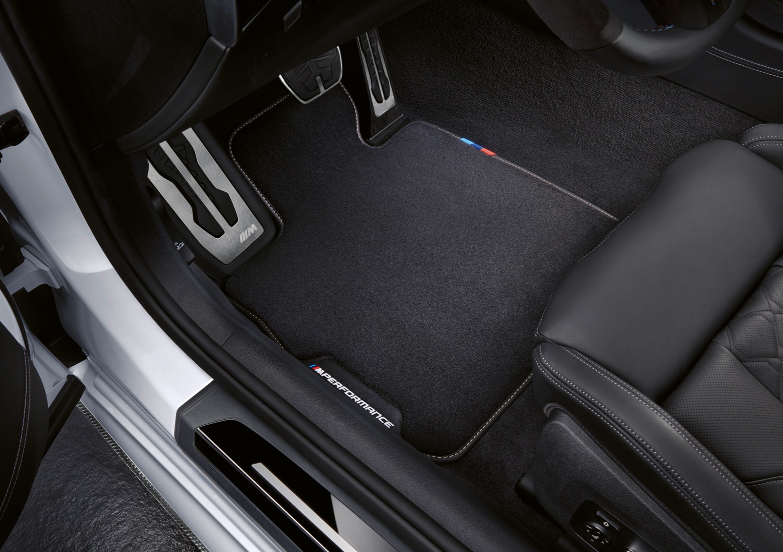 2020 BMW M8 gets M Performance Parts - The Torque Report