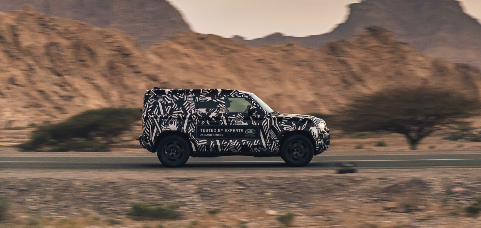 The Red Cross takes the 2020 Land Rover Defender to Dubai - The Torque ...