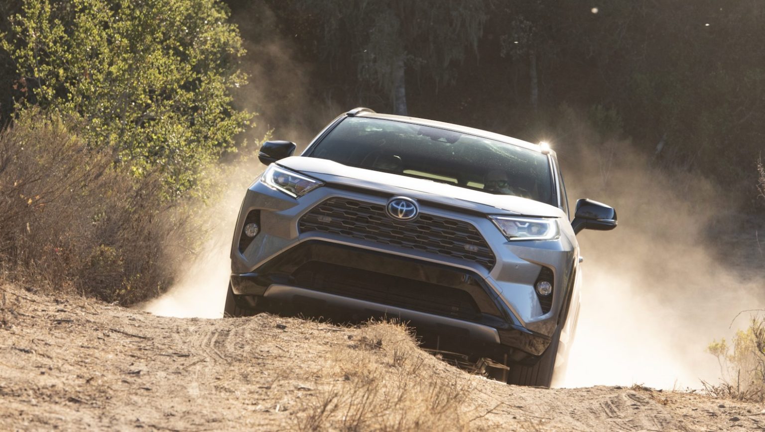 2020 Toyota RAV4 Hybrid Review: The Hybrid Crossover Leader - The ...