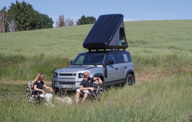 2020 Land Rover Defender gets a cool roof tent - The Torque Report