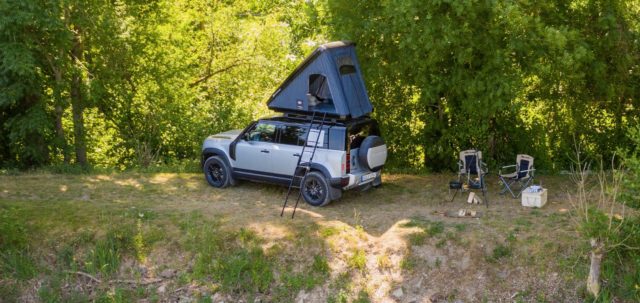 2020 Land Rover Defender gets a cool roof tent - The Torque Report