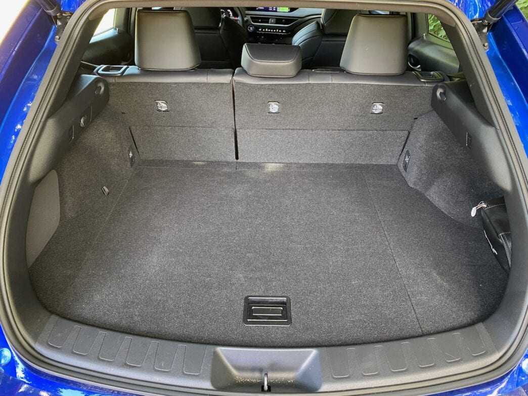 2020 Lexus UX 250h Review: The Better UX - The Torque Report