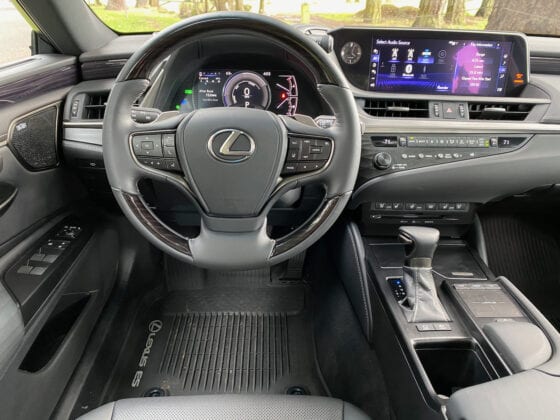 2020 Lexus ES 300h Review: A perfect powertrain fit - The Torque Report