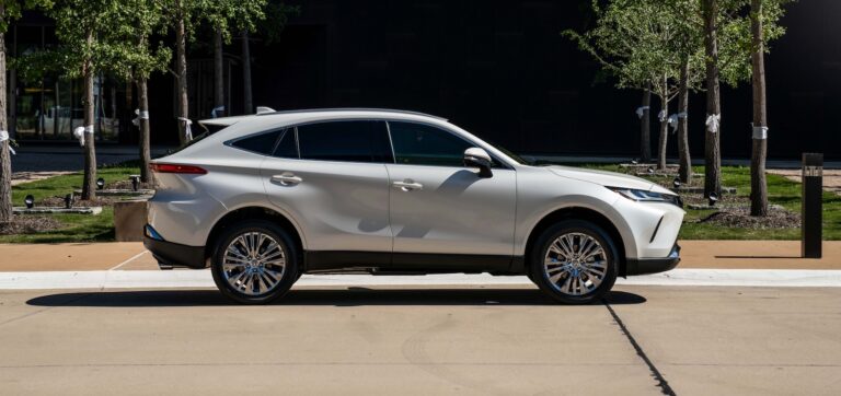 2022 Toyota Venza Review: Silent, Smooth, and Stylish - The Torque Report