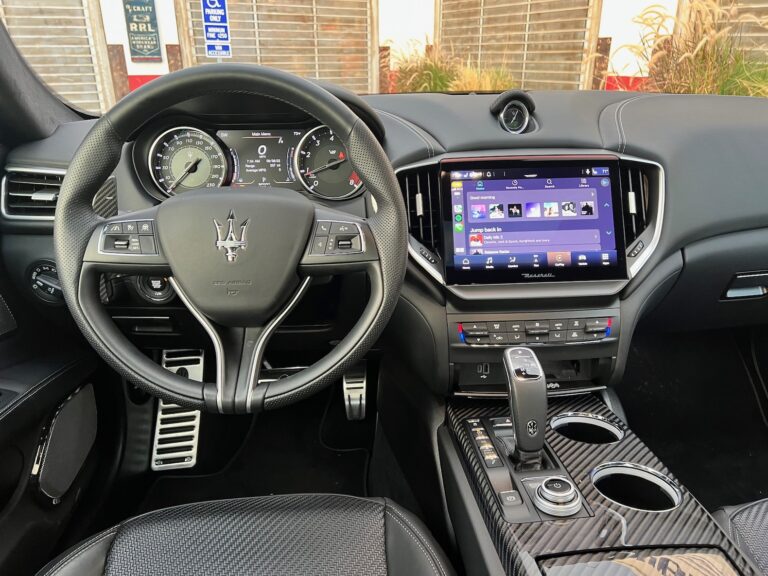 2022 Maserati Ghibli Trofeo Review It S All About The V8 The Torque