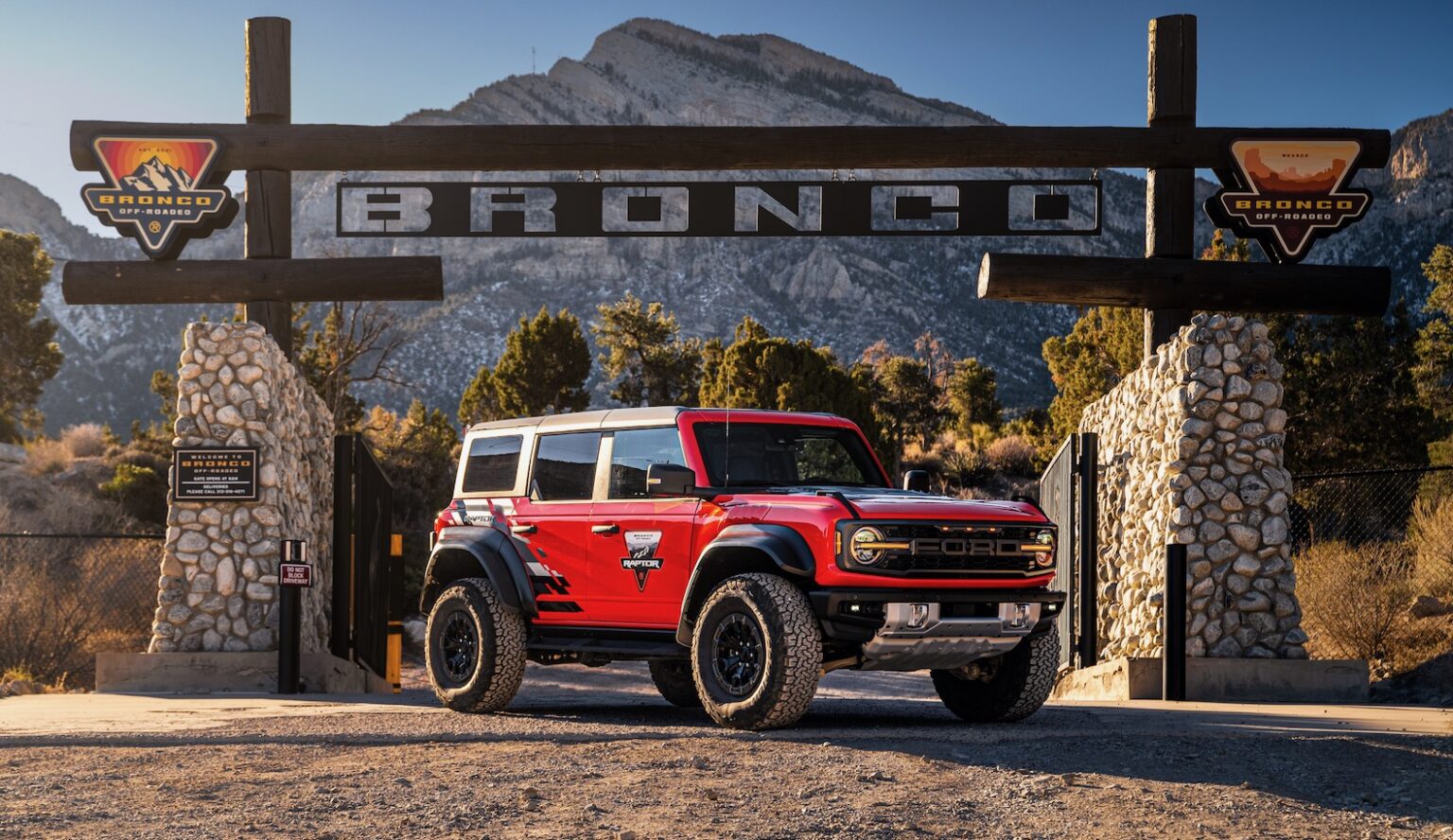 Ford launches Bronco Raptor Off-Roadeo school in Las Vegas - The Torque ...