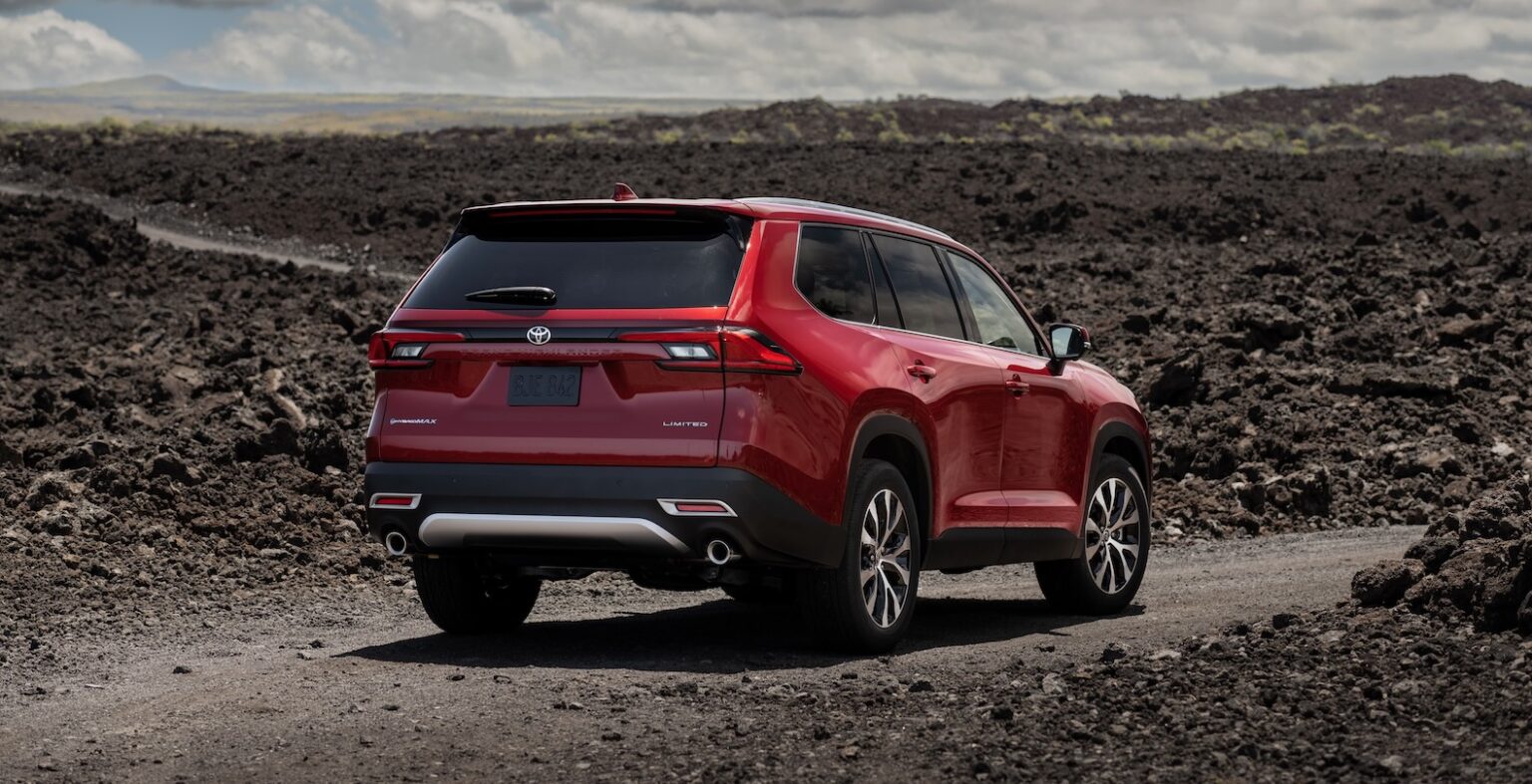 2024 Toyota Grand Highlander First Drive Review: A Spacious Three-Row ...