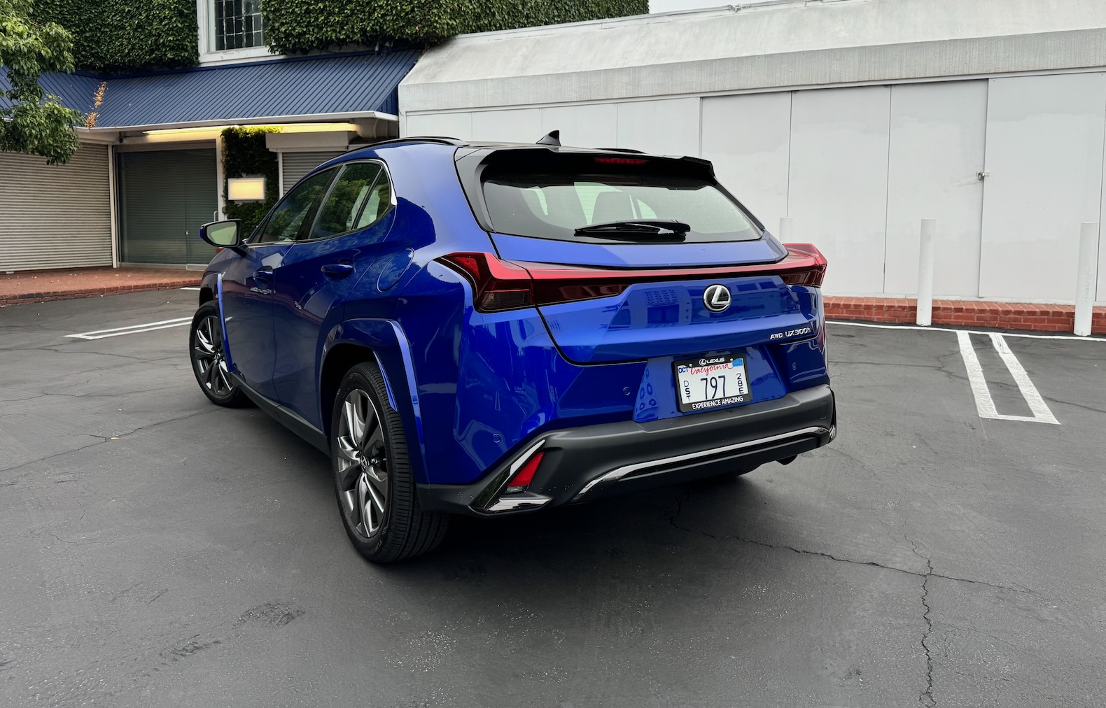 2025 Lexus UX 300h Review: A Hybrid for Urban Dwellers - The Torque Report