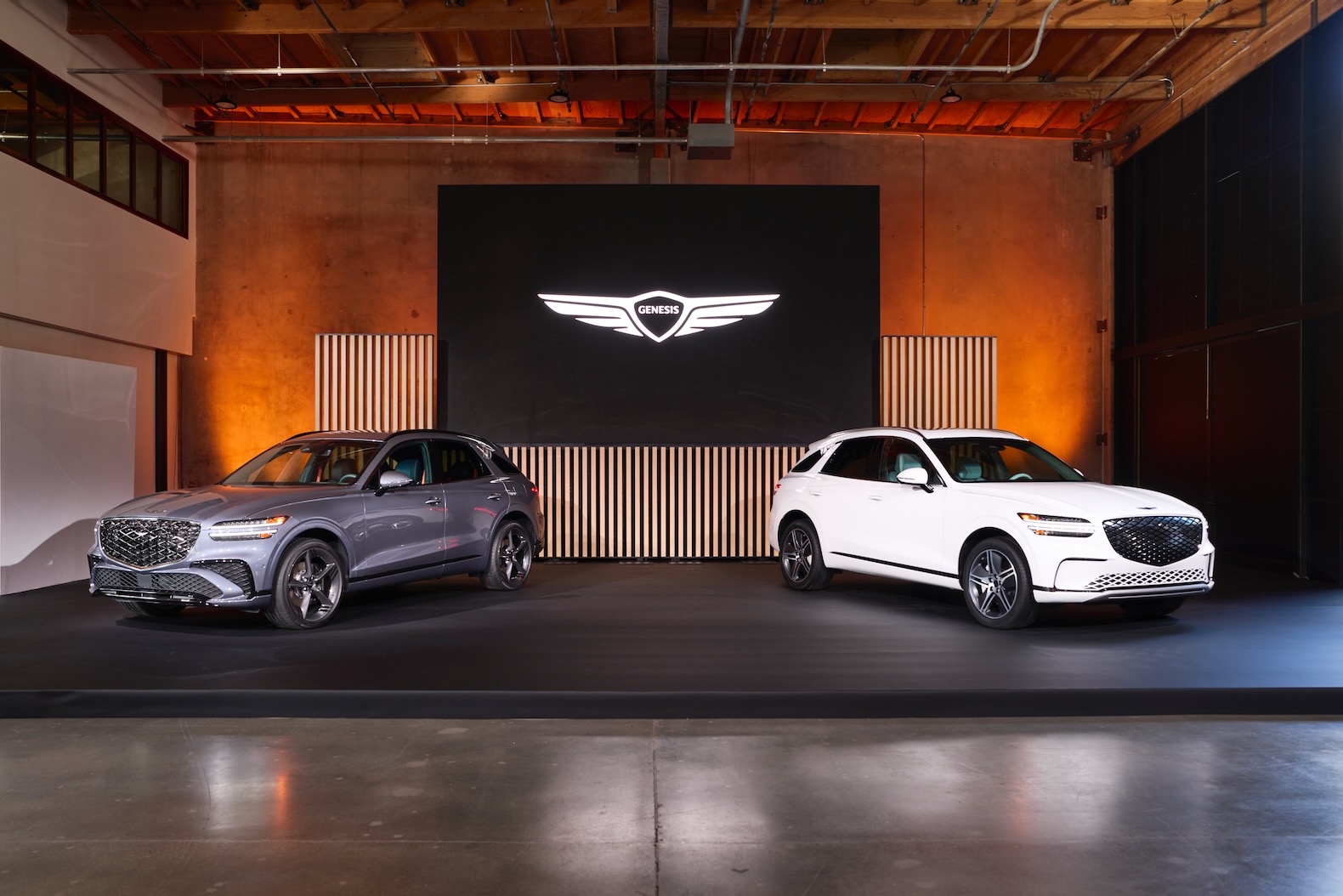 2026 Genesis GV70 gets a small facelift and a 27-inch display - The ...