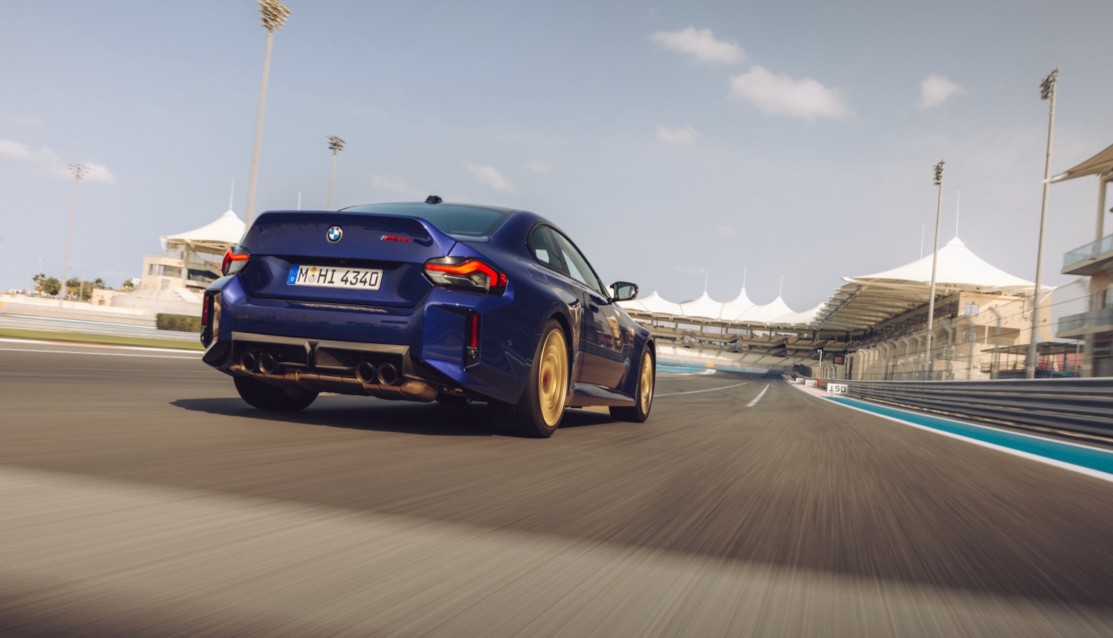 2026 BMW M2 CS arrives with 523 hp - The Torque Report